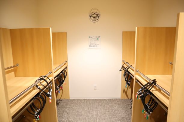 The entire dormitory floor is available for a big group!! | 【official ...